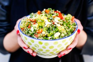 Salata de quinoa cu avocado - Mazilique